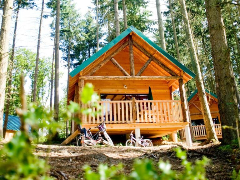 Gîtes, chalets & cabanes dans la forêt, près de paris - Les Escampettes