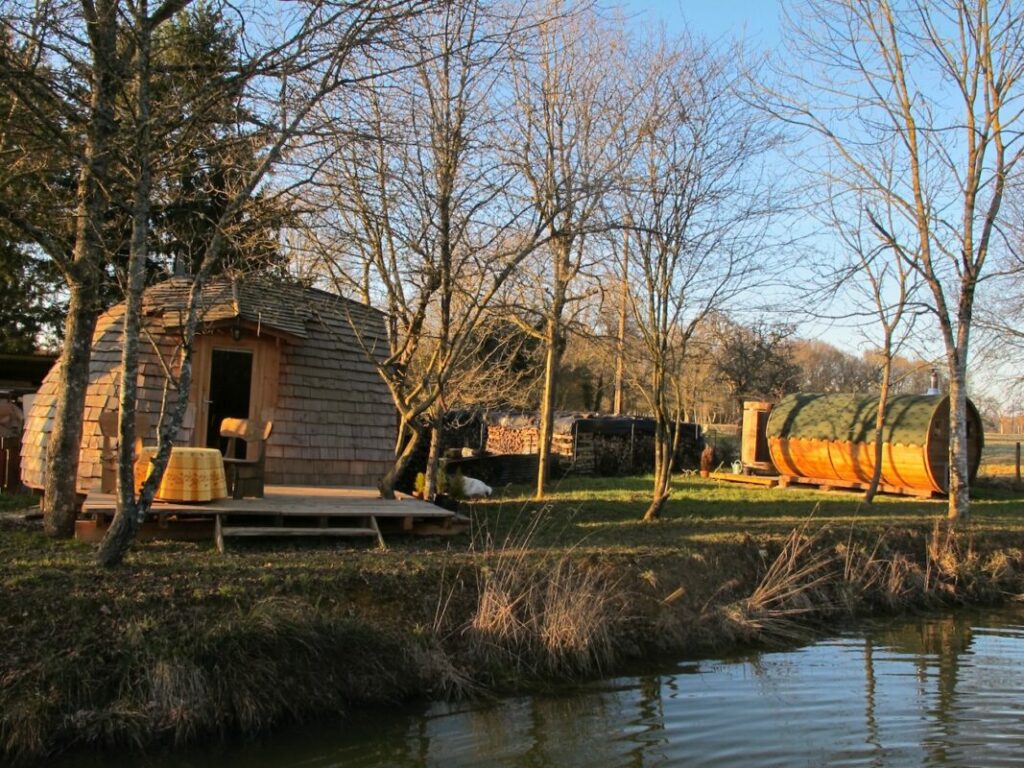 Gîtes, chalets & cabanes dans la forêt, près de paris - Les Escampettes
